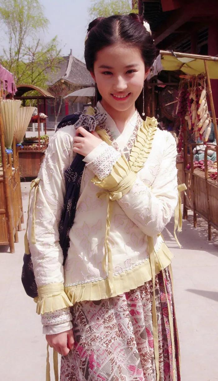 Does anyone remember Zhao Ling'er?Liu Yifei was a fairy descending to ...