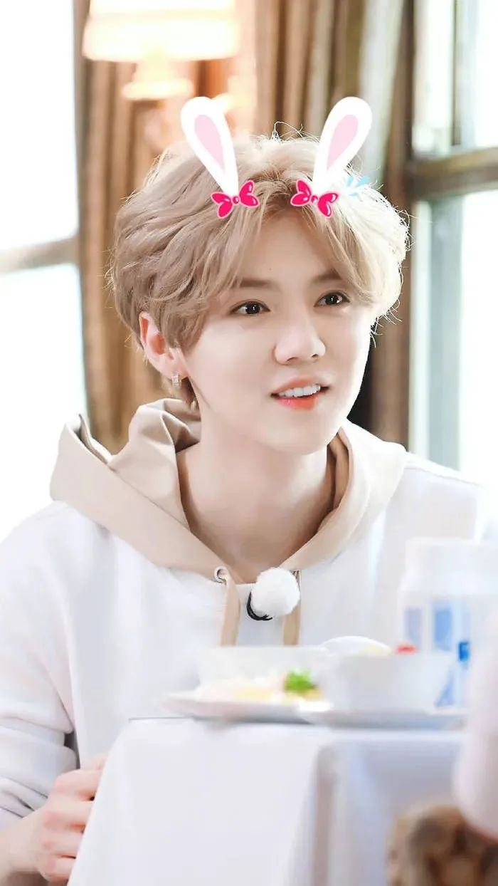 Lu Han, Wang Jiaer, traffic little fresh meat romance exposed, line ...