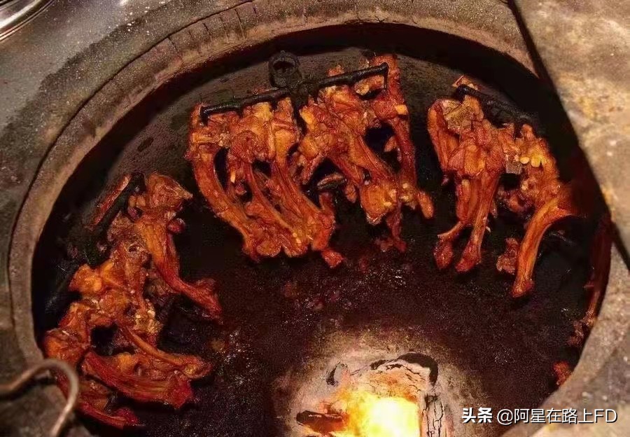 The second wave of punching food - iNEWS