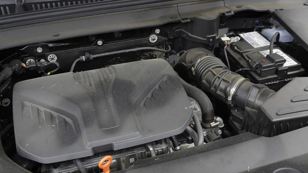 2.0T+9DCT, the brand-new domestically-made flagship SUV has a sense of luxury without losing the ...