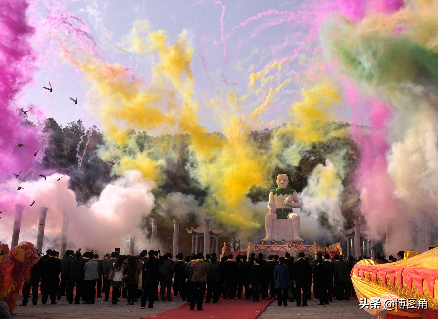 Remember the Pangu Mountain Temple Fair in March?Let's take a look at Zhou Yulin's 30 years of ...