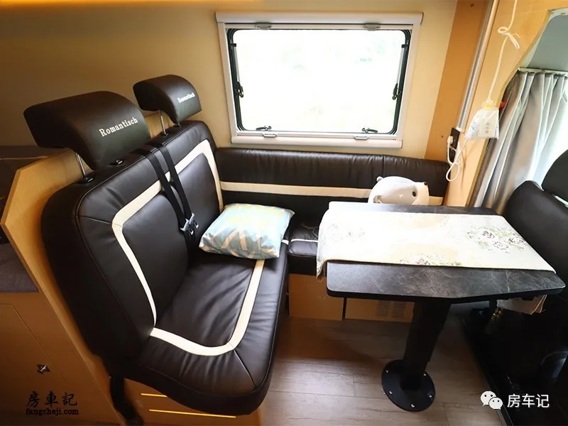 The considerate European style RV will give you a mobile home!Real shot ...