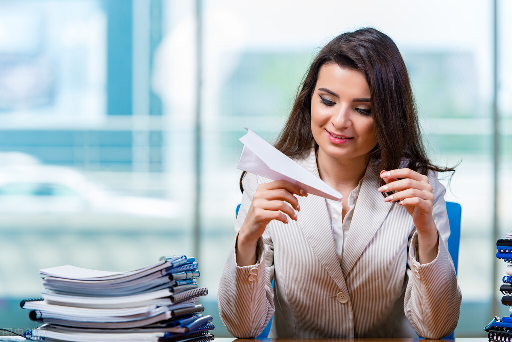 Yang Mi only saw her daughter for 37 days in three years. What impact ...