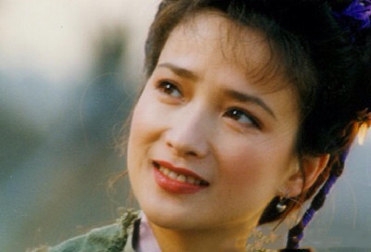 The first classical goddess He Qing: Acted in four major classics, Qin ...