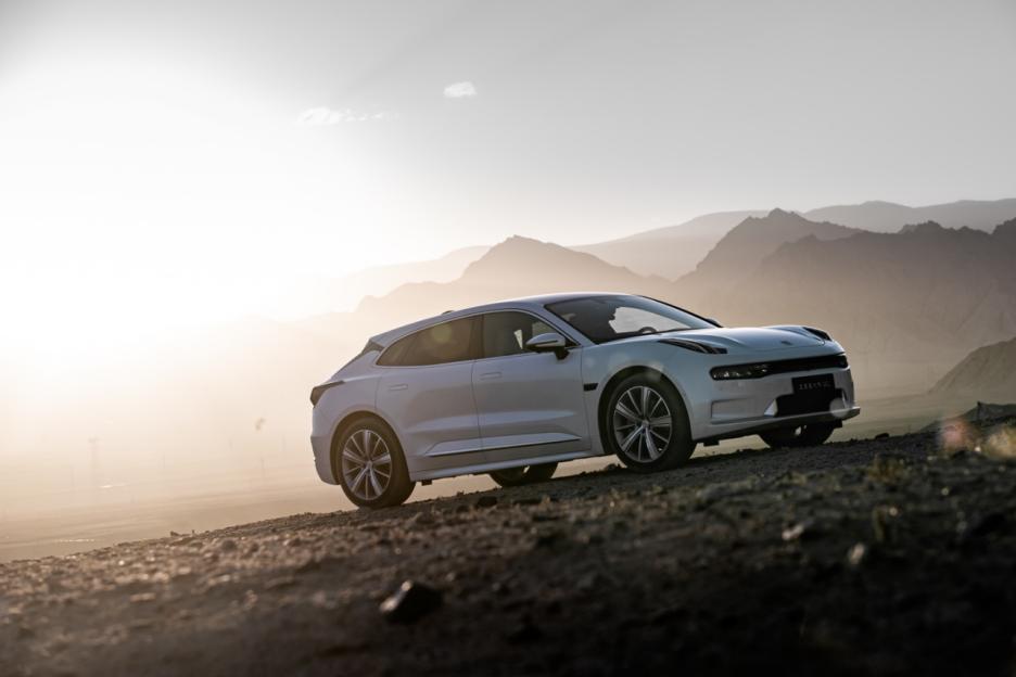 The ZEEKR 001 runs wildly in the Northwest, and the true endurance is ...