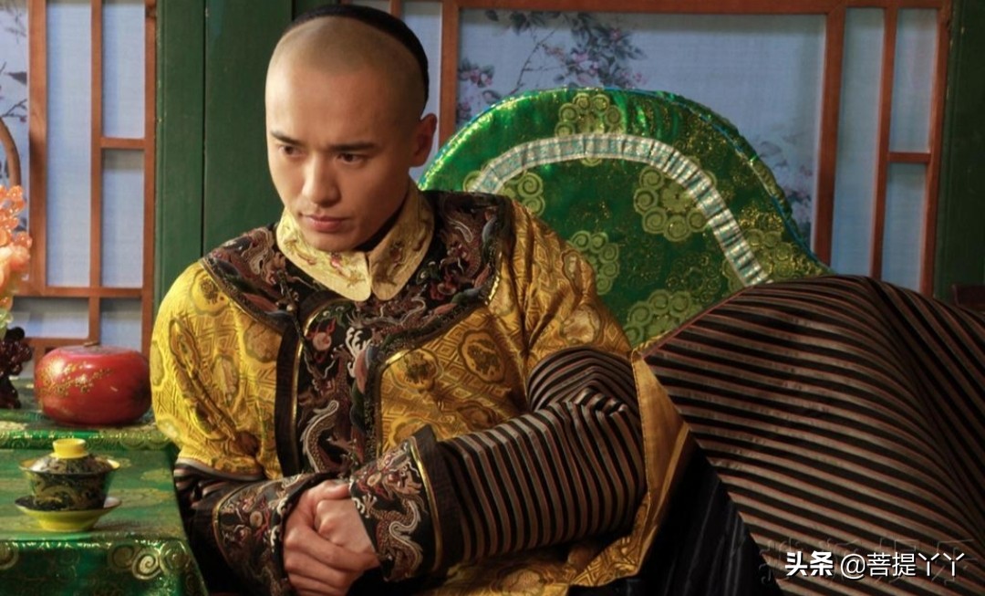 She is a rare longevity princess in the Qing Dynasty. She was favored ...
