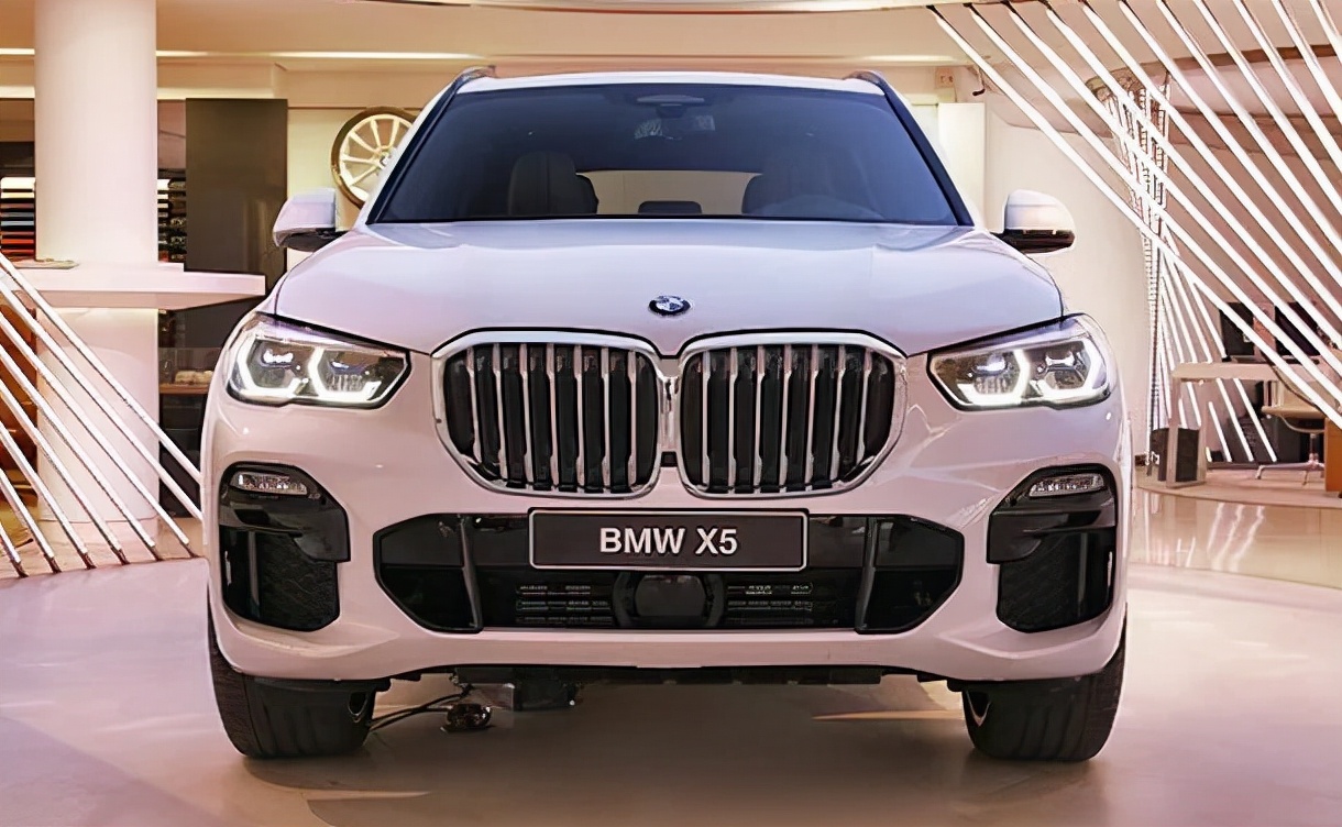 The domestically-produced BMW X5 real car exposed, 3.0T+8AT, dropped to 590,000, Lexus is about ...