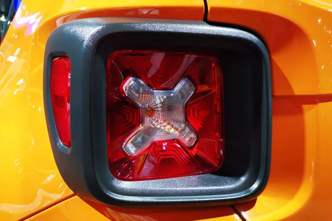 More than 20 horsepower, the new JEEP Freeman is not easy - iNEWS
