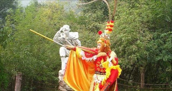 Monkey King and Dapeng had already become brothers, why didn't they know Wukong in Shituoling ...