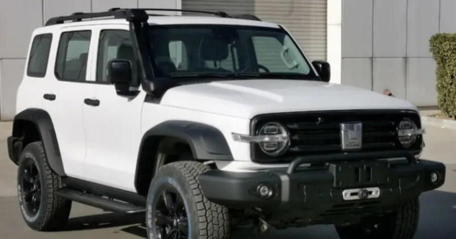 More information about the tank 300 off-road kit version exposed, the ...