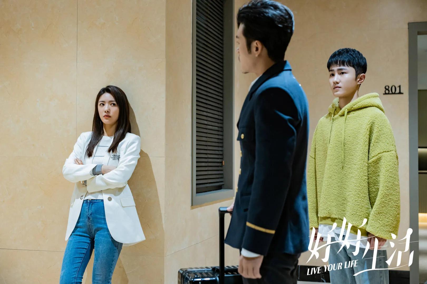 The real mother is Li Xiaowan, and the godmother is Li Shaohong. Lin ...