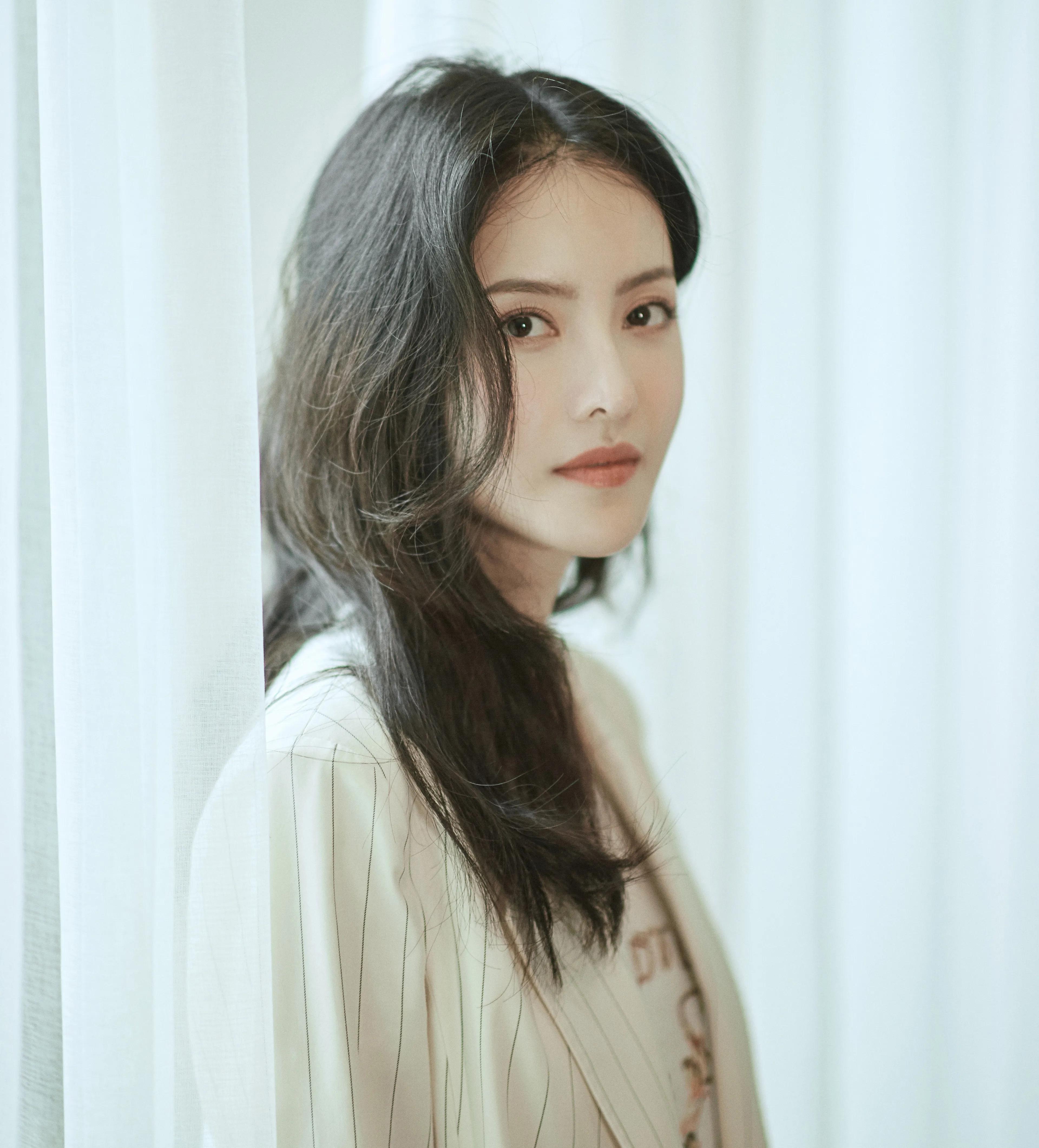 Zhang Zhixi in the snow like a mountain - iNEWS