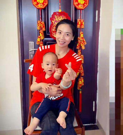 Hui Ruoqi gave birth to her daughter and was promoted to mother!The 12 ...