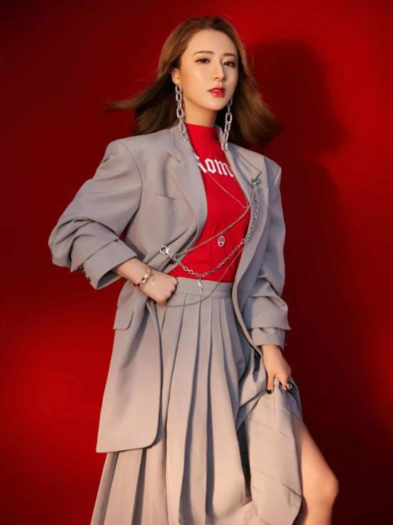 Wei Ya is worth up to 9 billion?His husband is in charge of the money ...