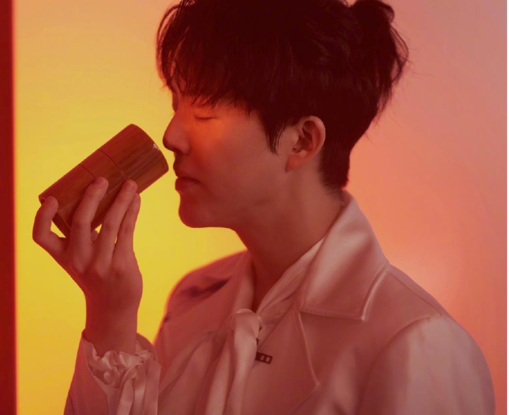 Li Yundi was miserable in the later stage of "Overcoming Thorns". To ...