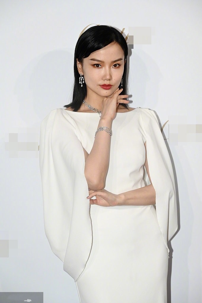 Fashionable red carpet, Song Jiaxue male celebrities are more handsome ...