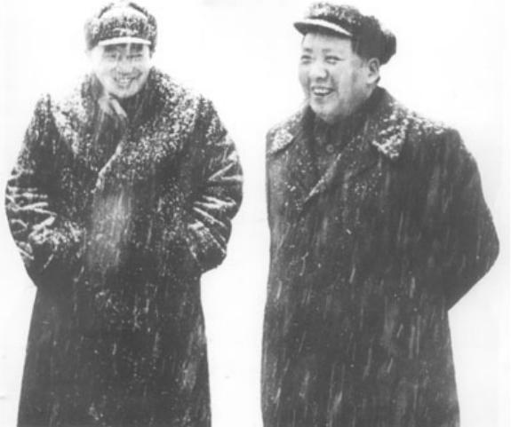 The Minister of Public Security Luo Ruiqing, at the age of 50, studied ...