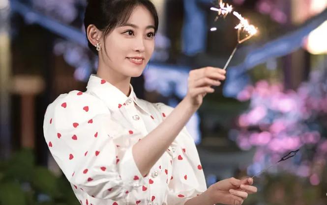 The programmer is so cute: Jiang Zitong strongly kisses Chen Yiming ...