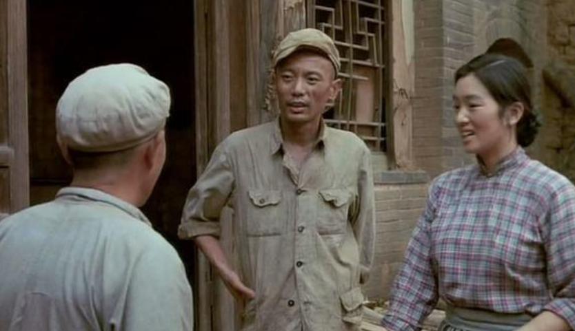 Yu Hua "Living": Fugui used his 8 misfortunes to tell us the truth ...