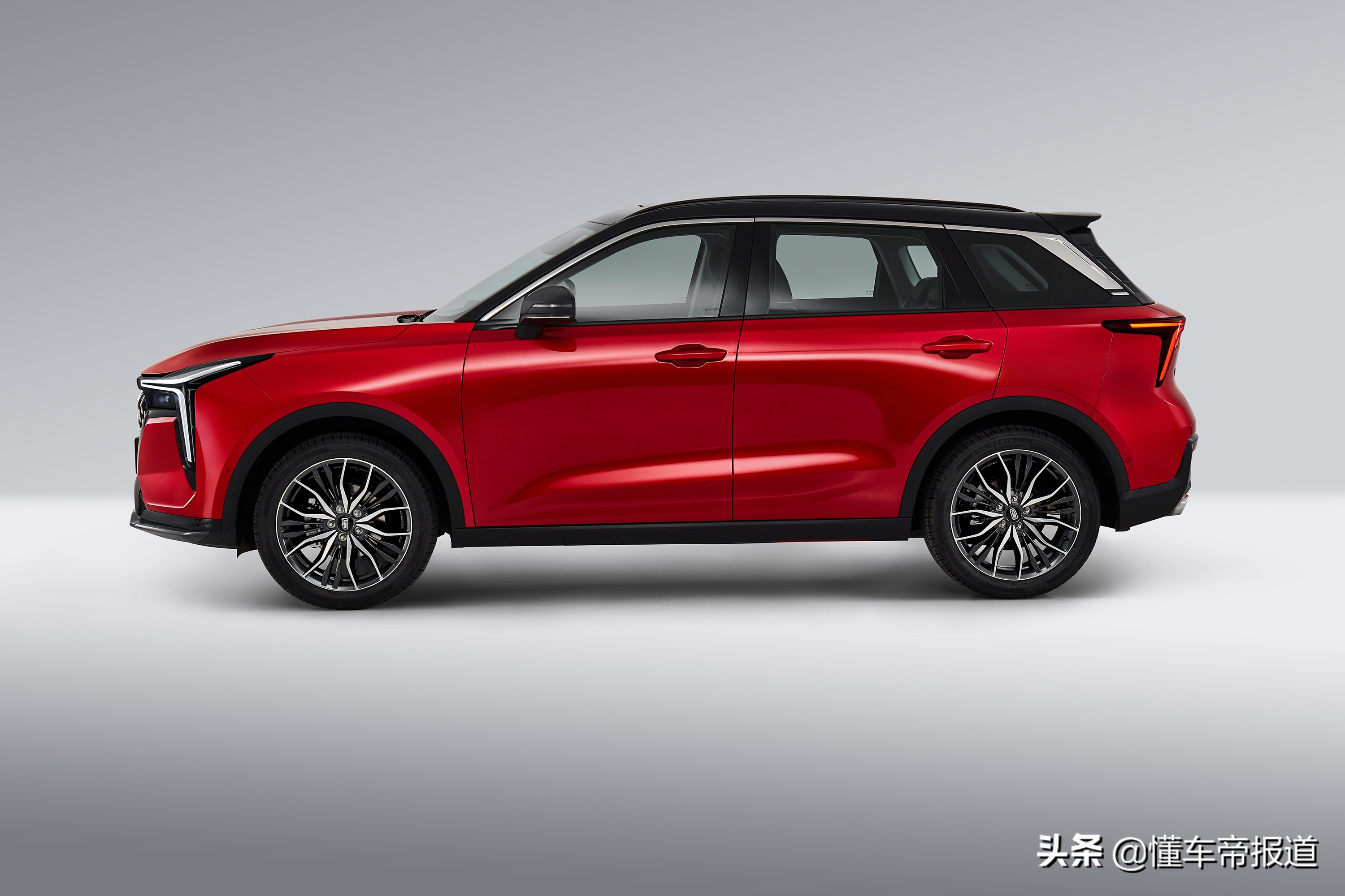 19-inch rims + four-out exhaust, benchmarking Haval H6!FAW Pentium T55 officially launched - iNEWS