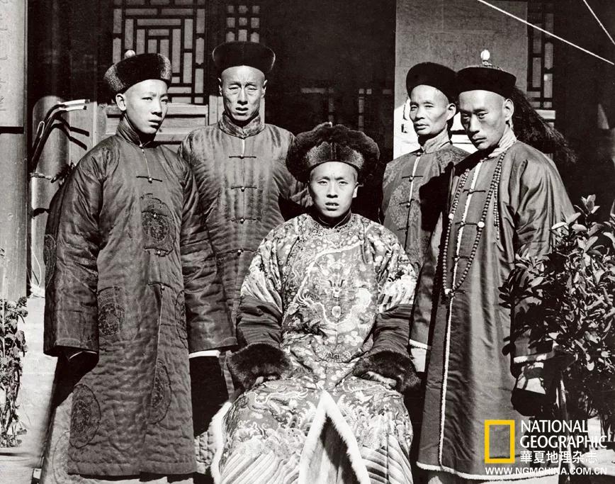 A Preliminary Study of the Manchu Surname Hu - iNEWS