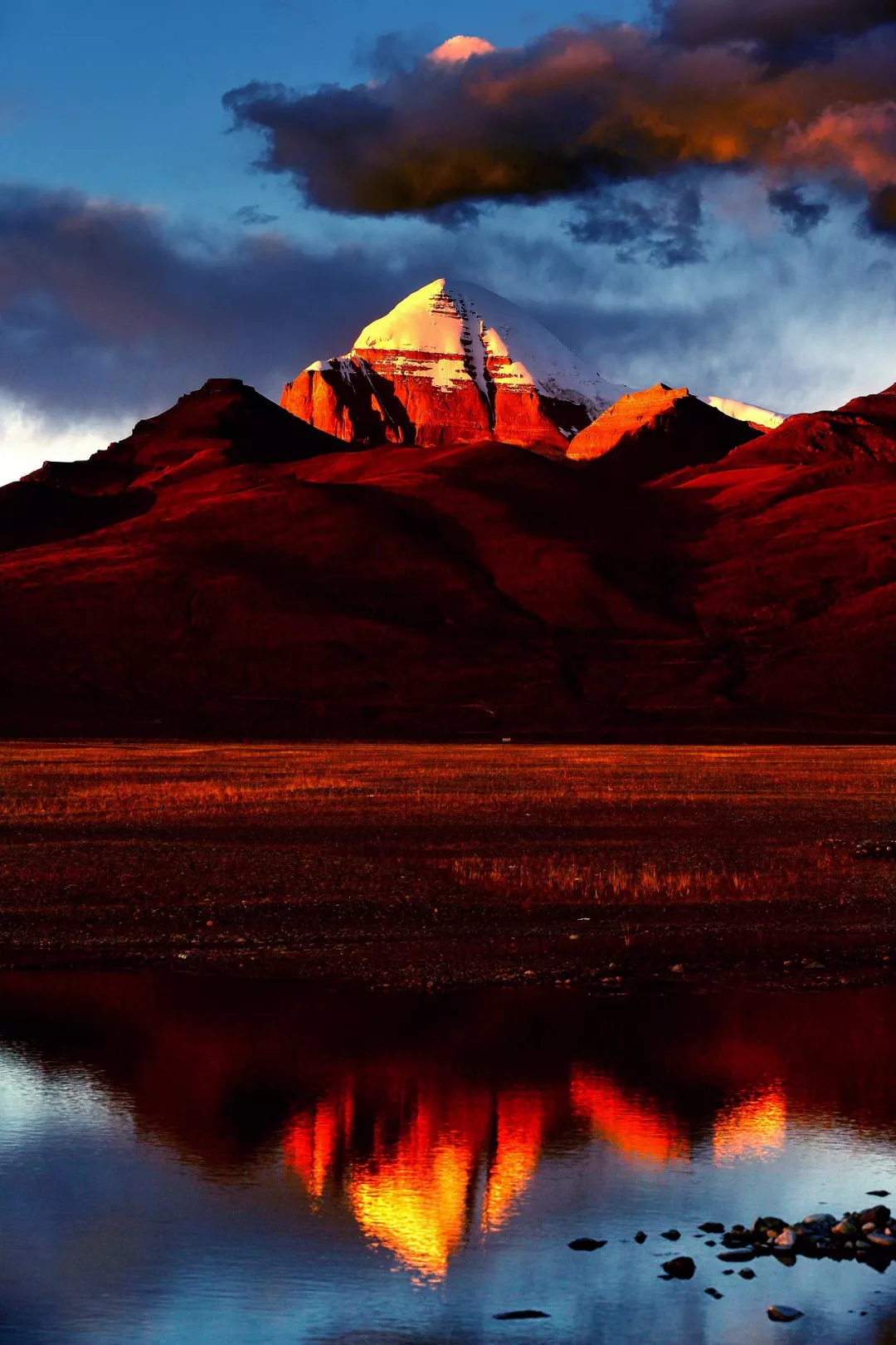 Gang Rinpoche went to the mountain without faith, challenged 5650 ...