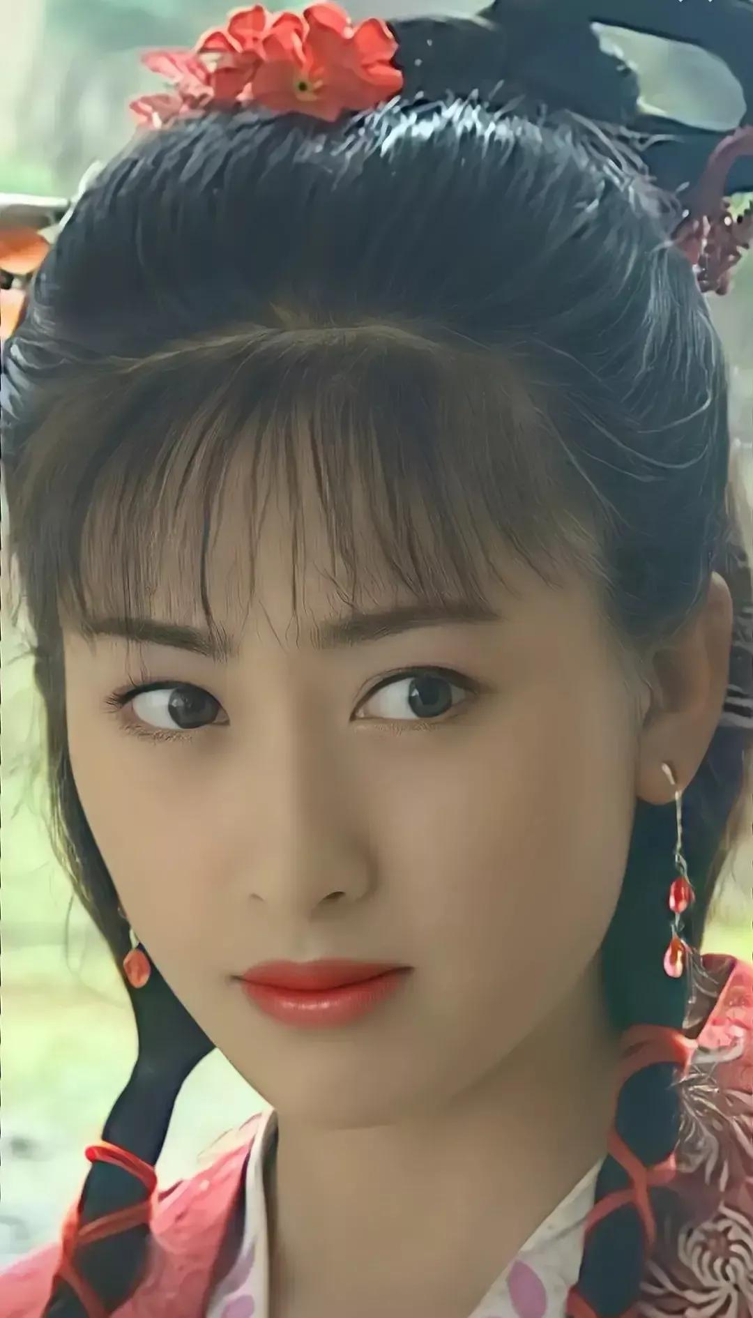 Beijing Beauty Queen Yaqi - iNEWS