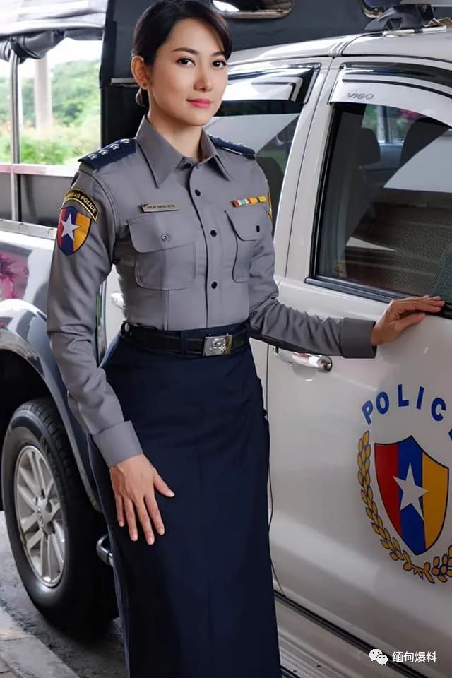 The Burmese policewoman is too cool, too sassy, too pretty! Netizens ...