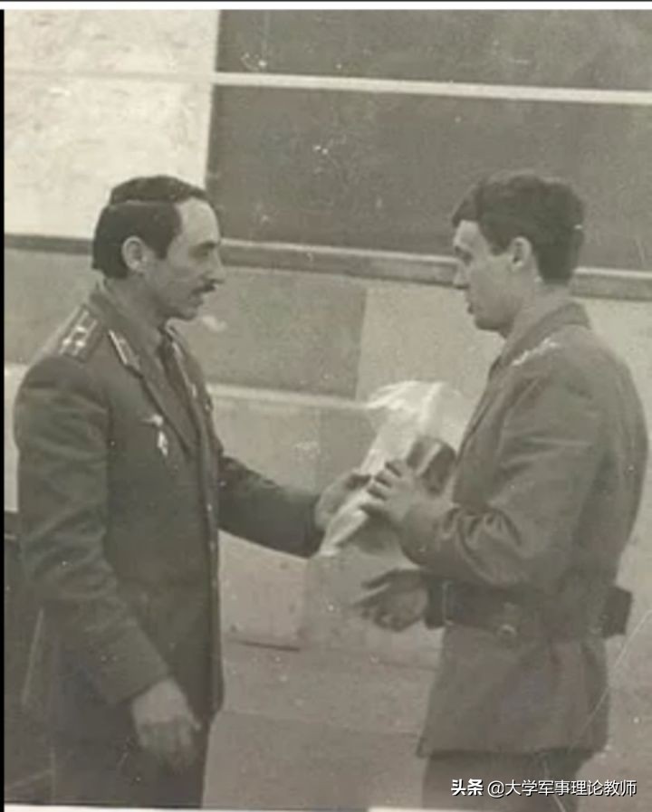 From "Soviet Hero" to Chechen Rebel leader: Dudayev's "Double Life" - iNEWS