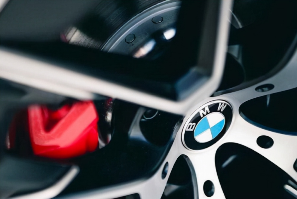 BBA immortal fights, 56E adds a newcomer!Have you hit the 2021 BMW 5 ...