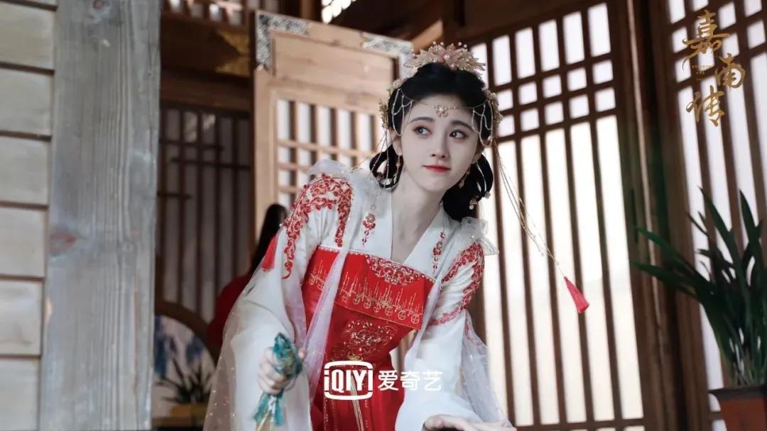 "The Legend of Jianan" was launched, Ju Jingyi and Zeng Shunxi fought ...