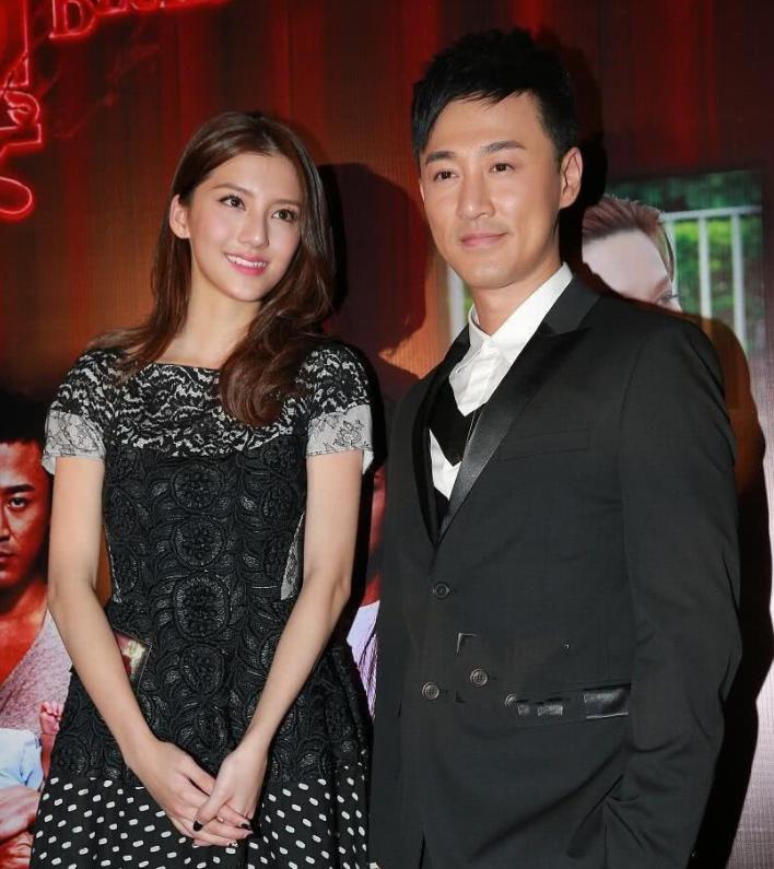 Zhang Xinyue took a photo of Lin Feng with her daughter, and the black ...