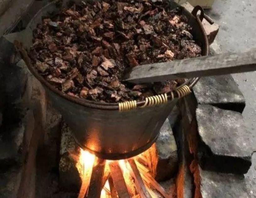 "Pick" this bark and take it home to boil and grow flowers, which can ...