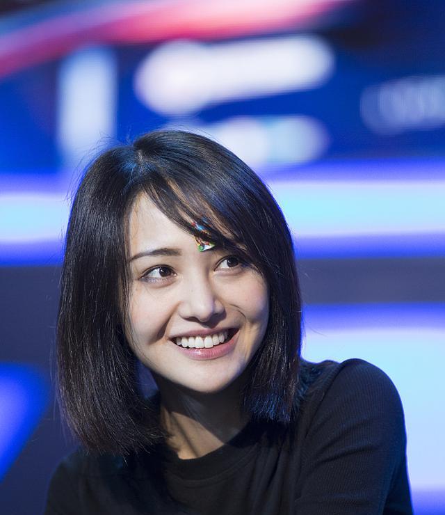 Zheng Shuang's net worth of 600 million cashed in 3 sets of luxury ...