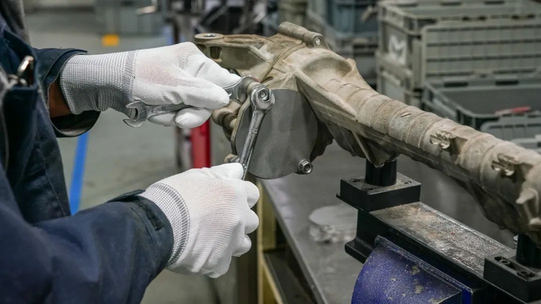 Are BMW remanufacturing and refurbishing the same thing? You will know ...