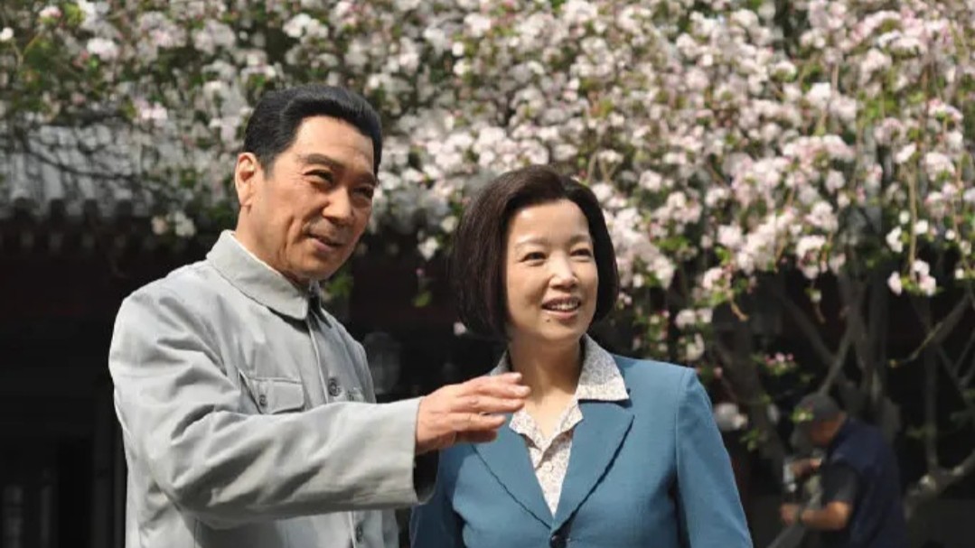 Another serious drama is hot, Sun Weimin plays Premier Zhou again, and ...