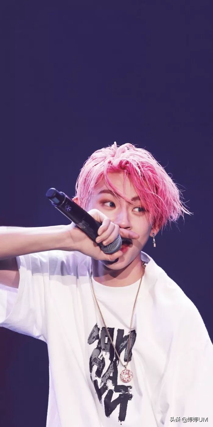 Little ghost Wang Linkai, such a handsome rapper can still sing love ...