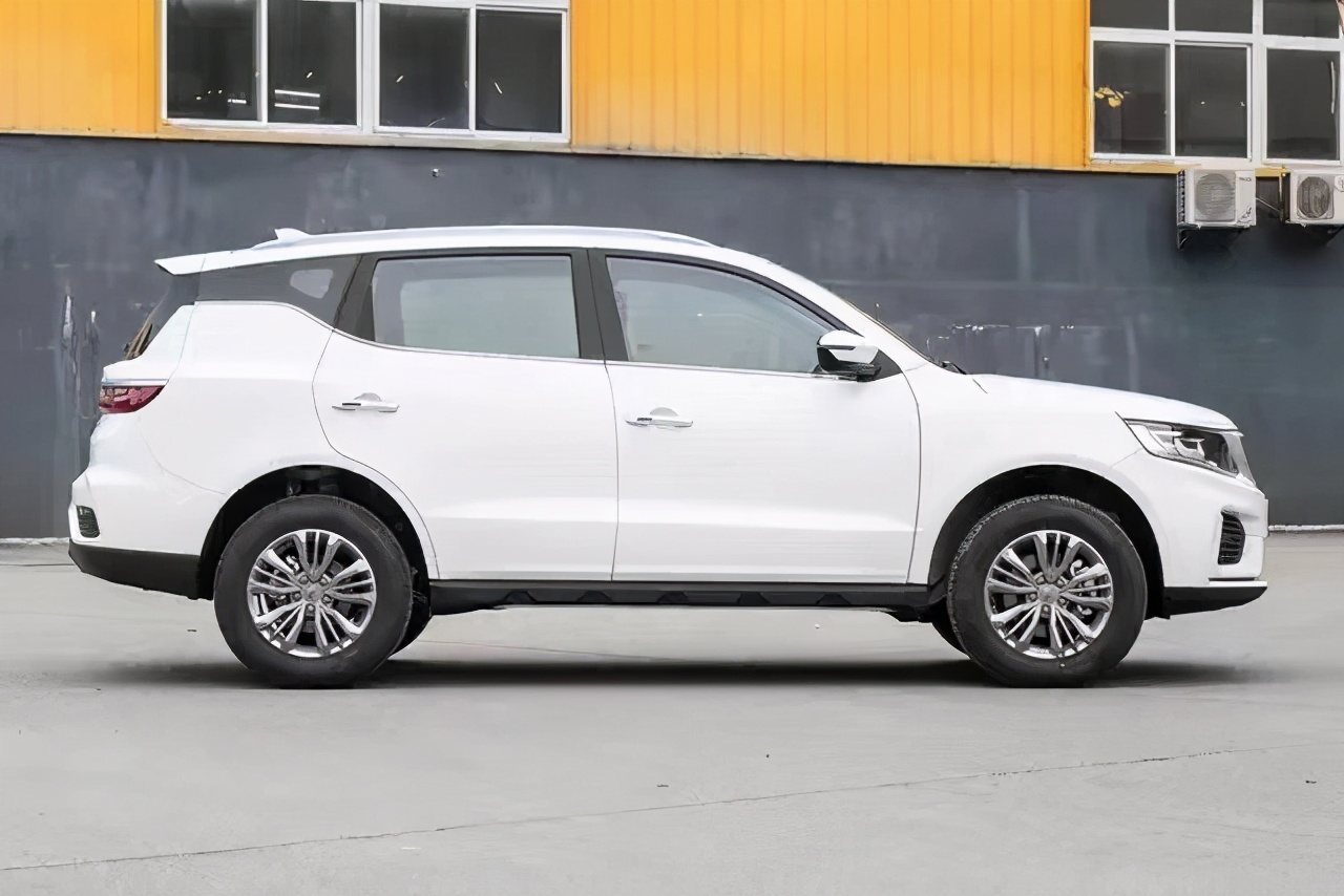 The front small Xingyue L, Geely Vision X6 PRO real car exposed, still ...