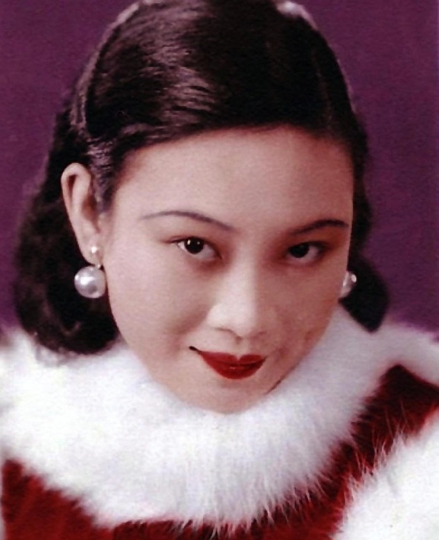 What happened to Yang Huimin, the flag-presenting hero of "Eight ...