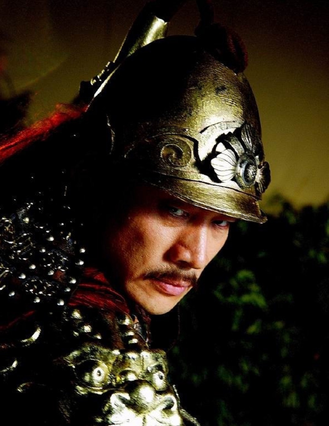 Before Wu Sangui died, he hoped to save his descendants. What special ...