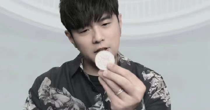 Jay Chou surprised us all of a sudden!Wearing a national costume to ...