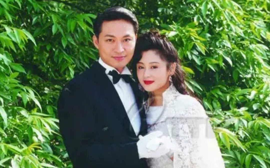 Close photo of Ma Jingtao and his friend Carina Lau, Chen Hong, Chen ...