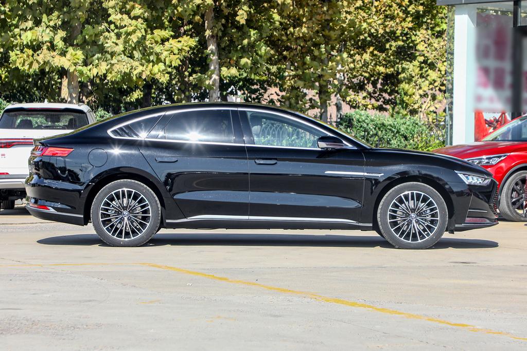 BYD Han dm Intermediate Limousine - iNEWS