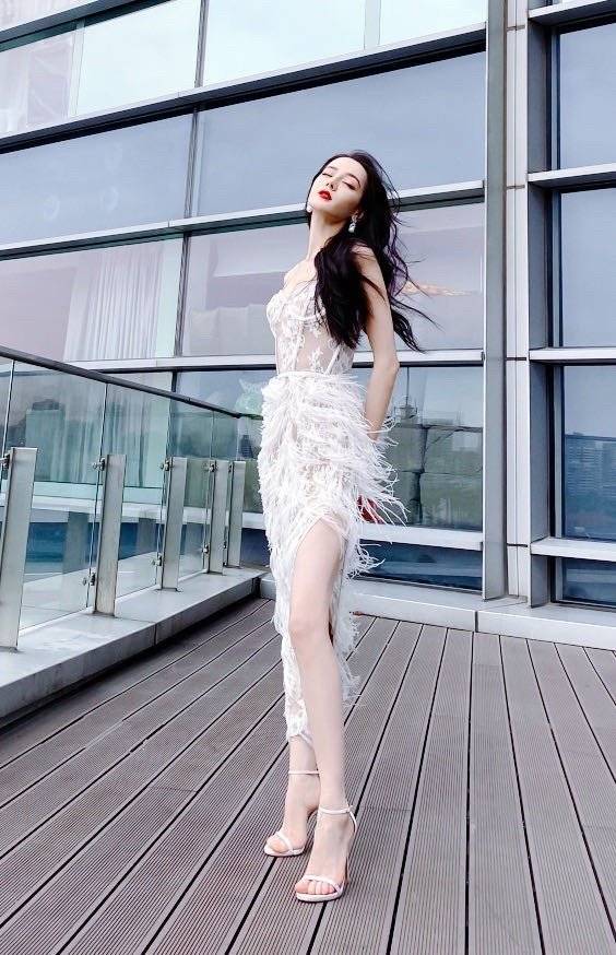 Di Lieba's red costume style, Bai Fengjiu, Lie Ruge, Fox Demon Little ...