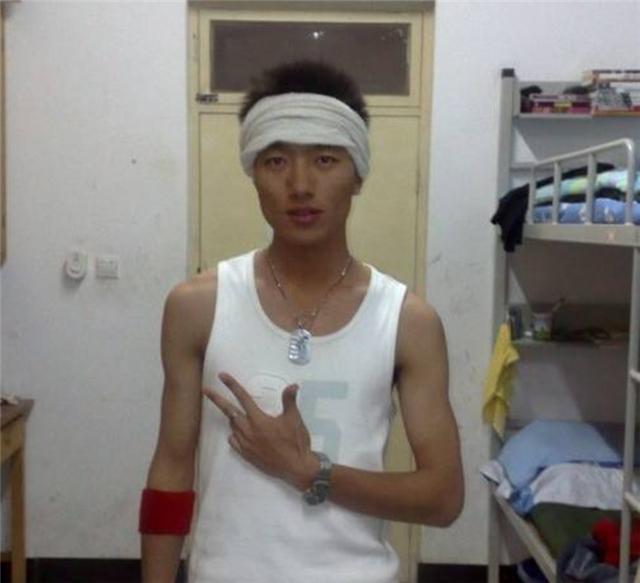 What happened to Li Qiming, who threatened "My dad is Li Gang" 10 years ...