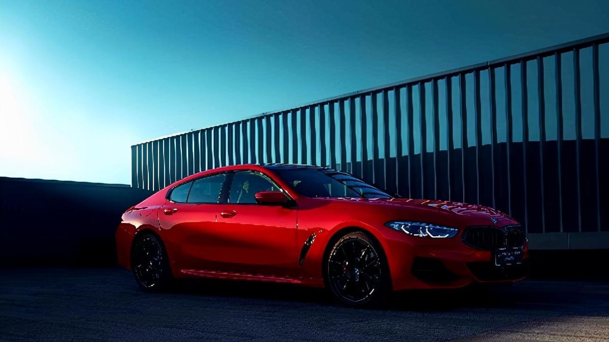 BMW 8 Series Flame Collector's Edition launched - iNEWS