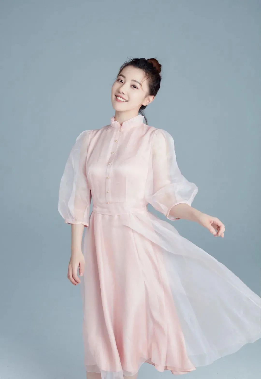 Turning on the "Big Screen" mode, Wang Herun, a powerful flower, was ...