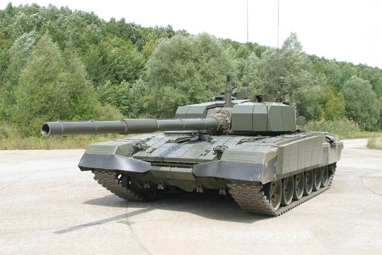 Efforts to piece together the wedding dress: Croatian M95 "Degman" main ...