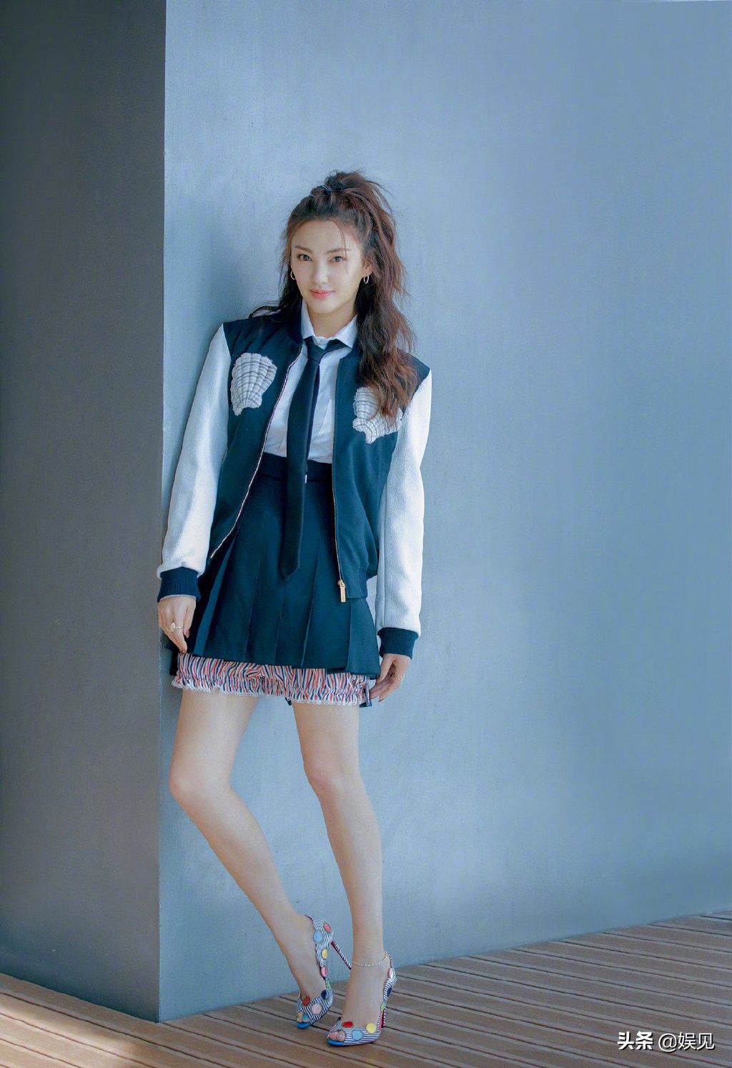 Zhang Yuqi, born beautiful, beautiful and charming - iNEWS