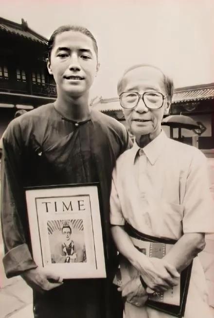 After Puyi's death, his wife Li Shuxian fought a lawsuit for ten years ...